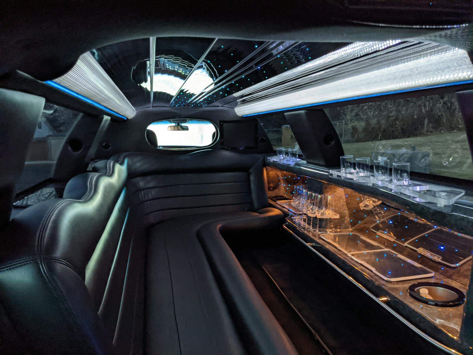 Limo & Car Service Penn Yan, NY | Lightning Limousine & Transportation